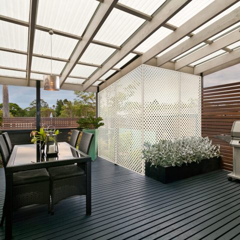 Matrix PRIVACY DIAMOND Lattice Screen - Bright White - Jack Matrix