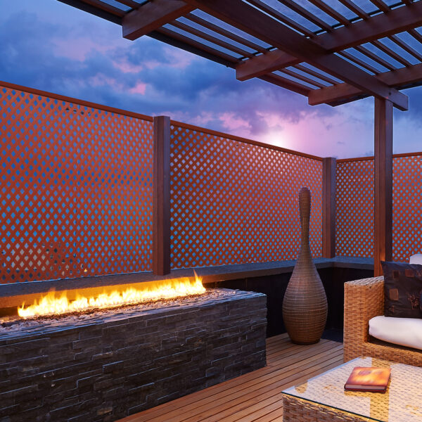Matrix PRIVACY DIAMOND Lattice Screen - Heritage Red - Jack Matrix